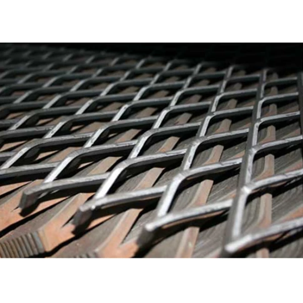Besi Baja Metal Expanded Mesh Dimensi 75 x 200 mm Tebal 5 mm | Antara ...