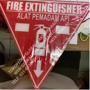 SIGN ACRYLIC RAMBU SAFETY STIKER STICKER APAR TABUNG PEMADAM | Global ...